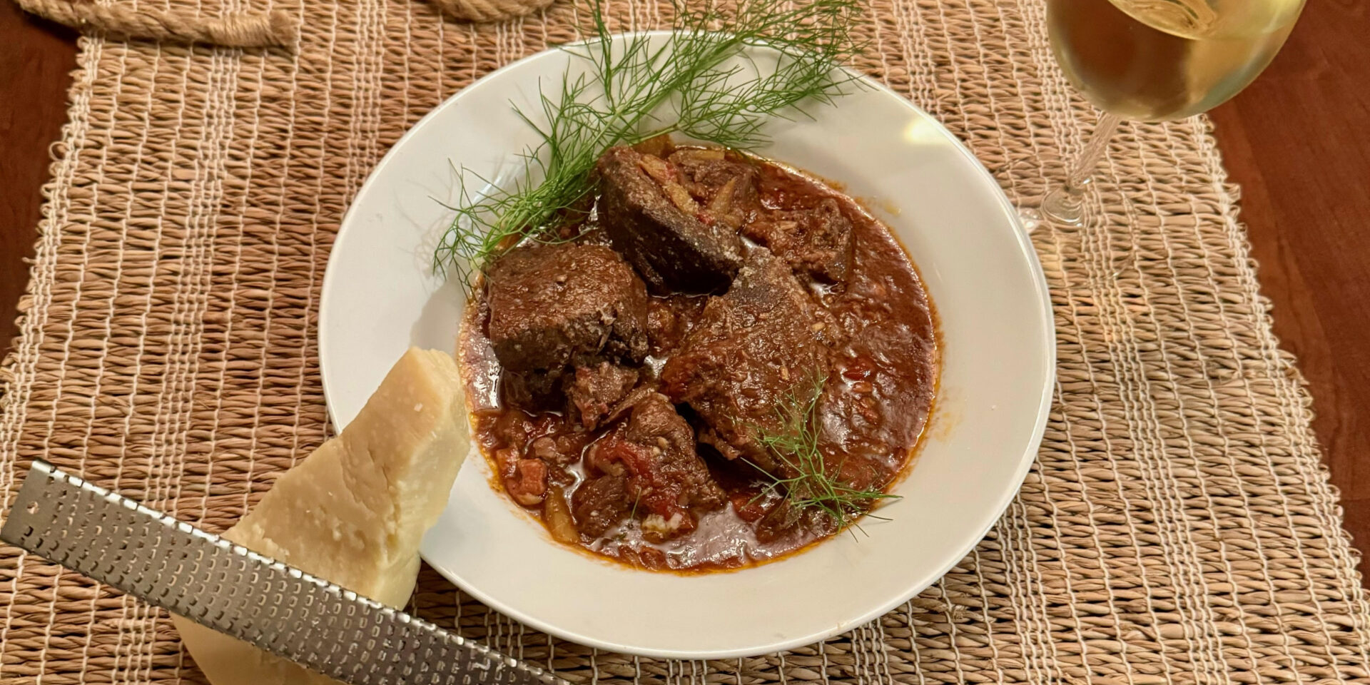 Roman Braised Beef with Tomatoes – WNIS